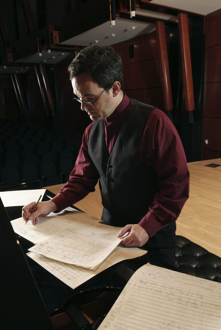 Bio – LAWRENCE DILLON